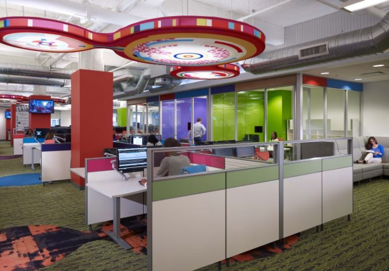Quicken Loans' Office Renovation Revitalizes Detroit Building