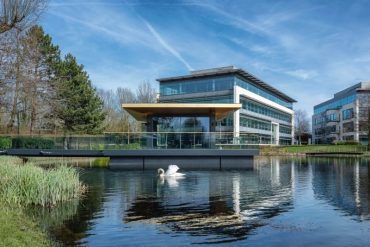UK's First Floating Meeting Room is a Space For Creative Collaboration