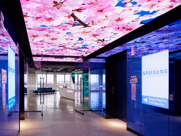 The Samsung D.C. Solutions Center Features Infinitely Immersive VR Branding