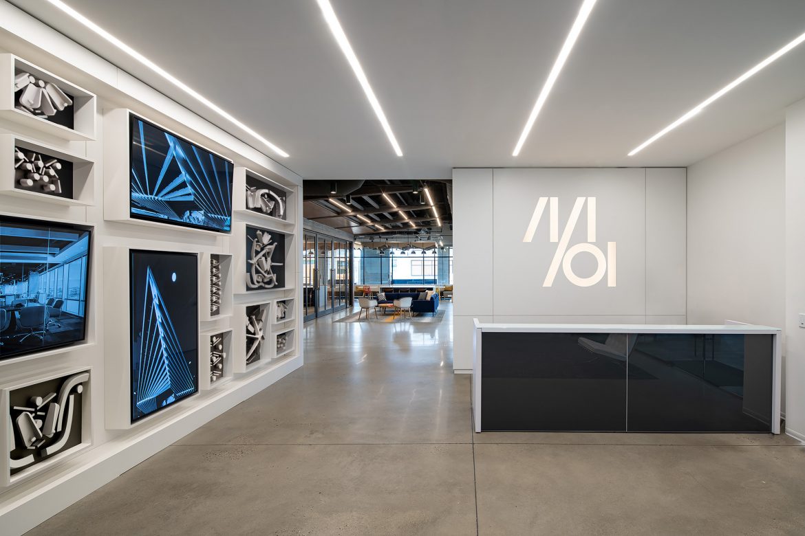 MOI Is the Space of Transitions Thanks to the Pivot Concept