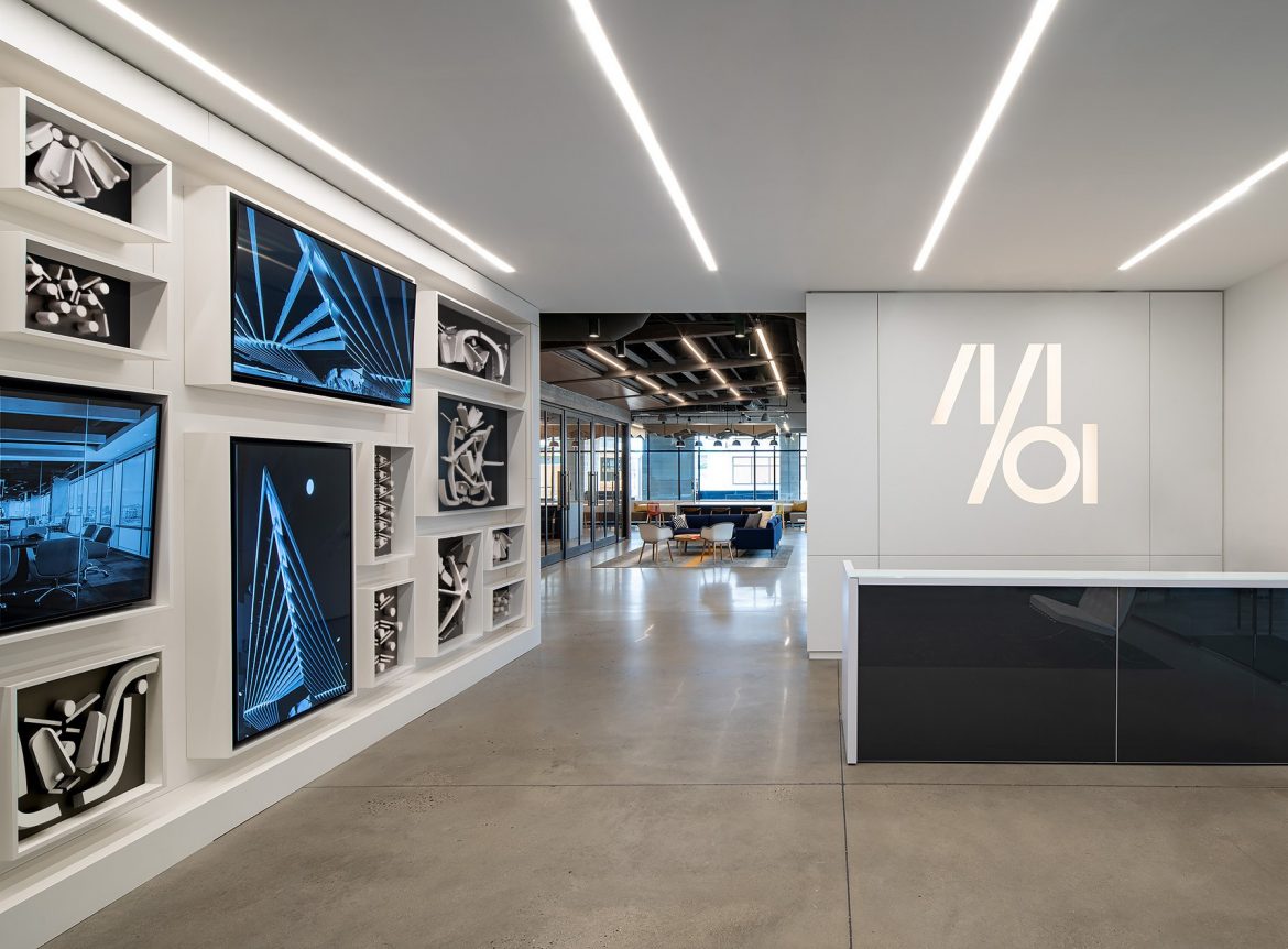 MOI Is the Space of Transitions Thanks to the Pivot Concept