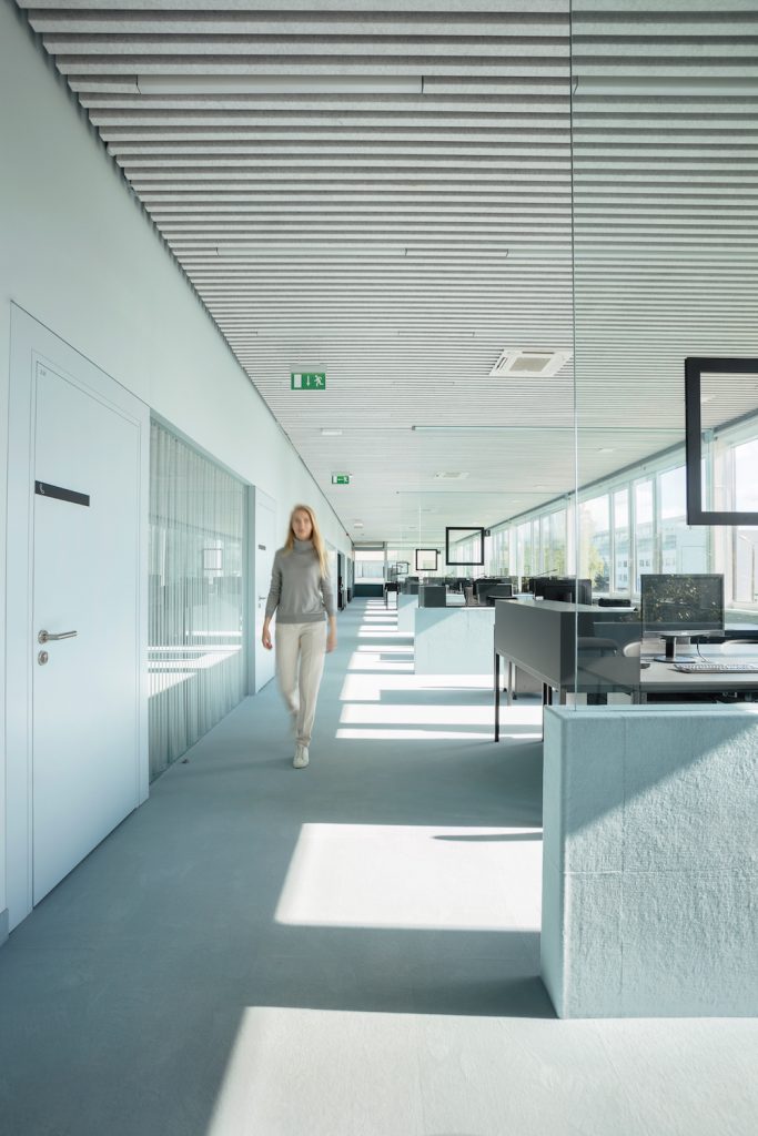 Groglass Offices Reflects Their Product And Business Transparency