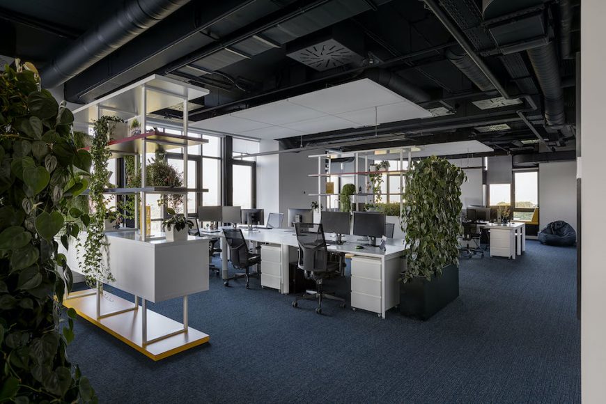 AB Games By Bolshakova Interiors: A Sophisticated and Colorful Kyiv HQ