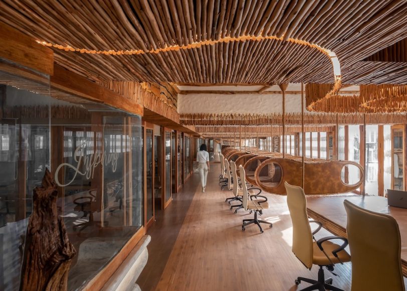 Earthitects Shared Workspace Features Inspiring Use of Natural Materials
