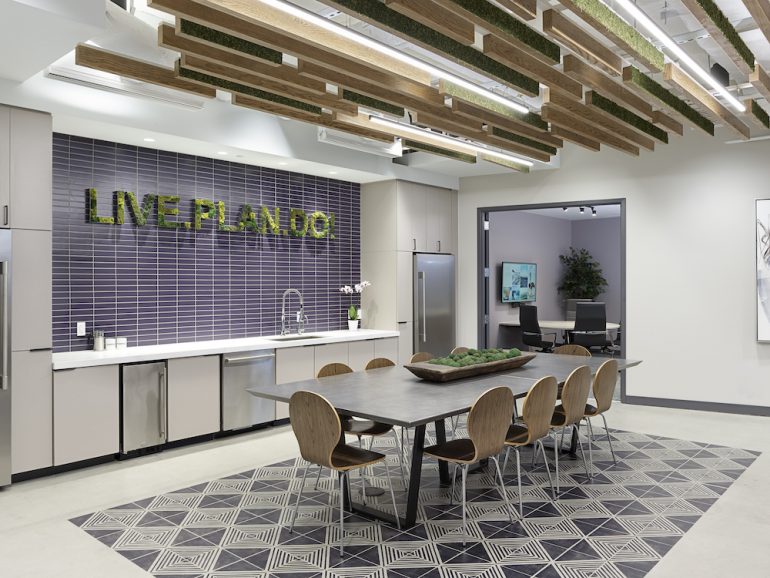 Financial 360: A Bold, Playful, And Energetic New Space By //3877