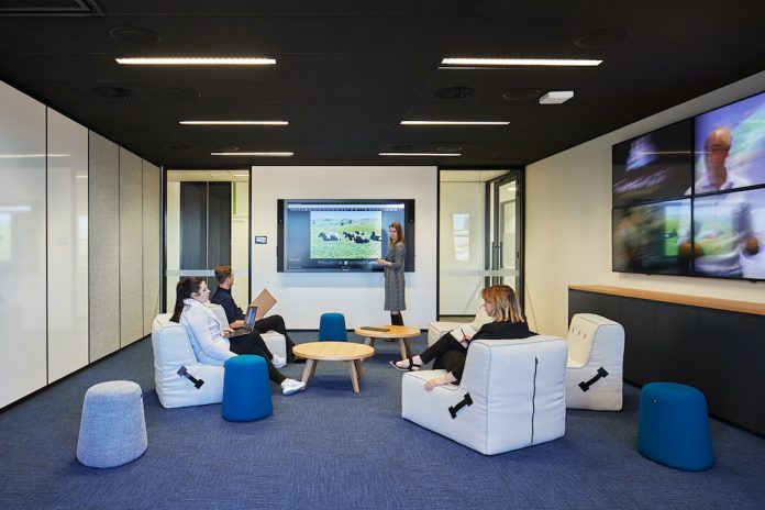 3 Considerations for Designing a Virtual Office in the Metaverse