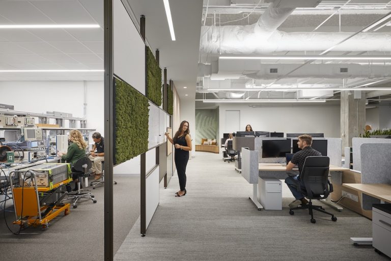 10 Ways to Make People Feel Comfortable and Productive at Work