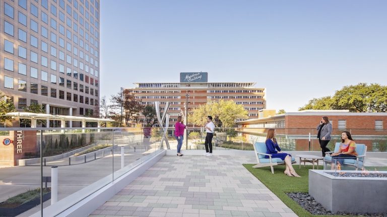 10 Ways to Make People Feel Comfortable and Productive at Work