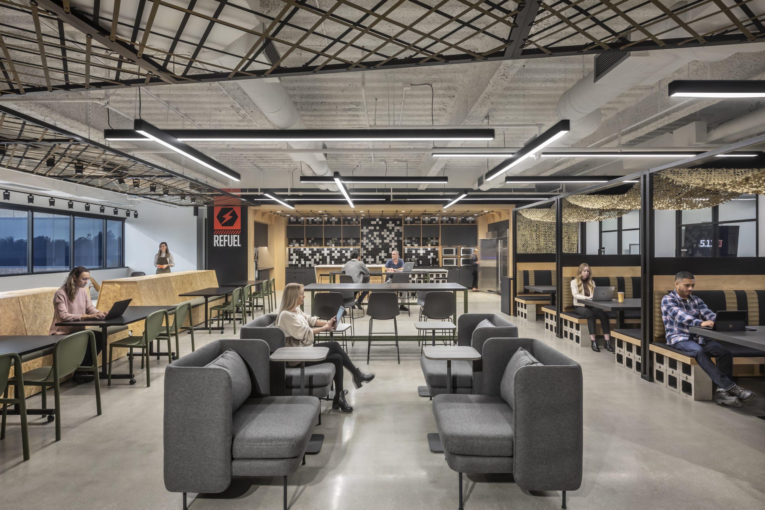 Hendy Delivers A Non-Hierarchical Headquarters for 5.11 Tactical in ...