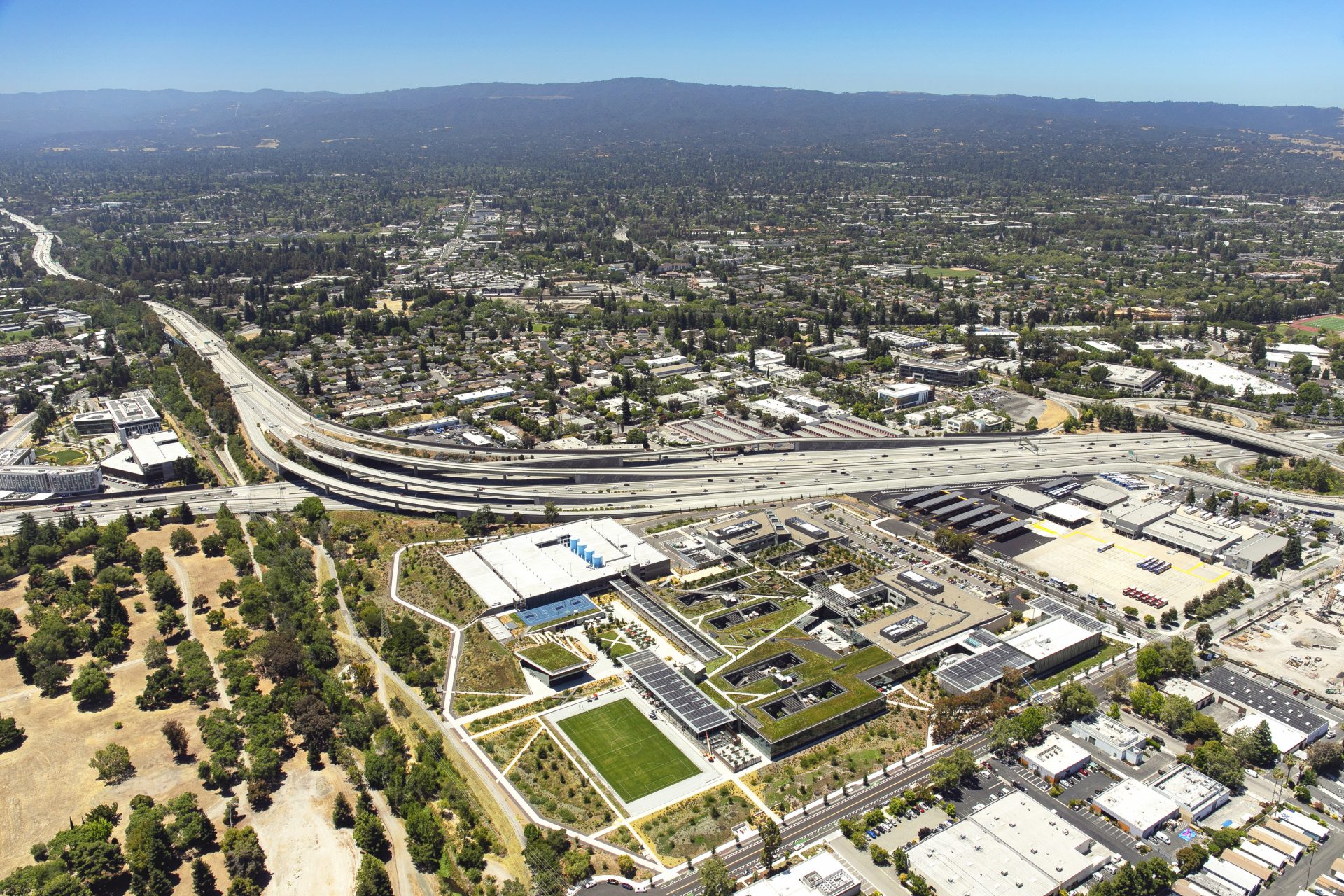 Future of CRE: Zero-Carbon Workplaces - Work Design Magazine