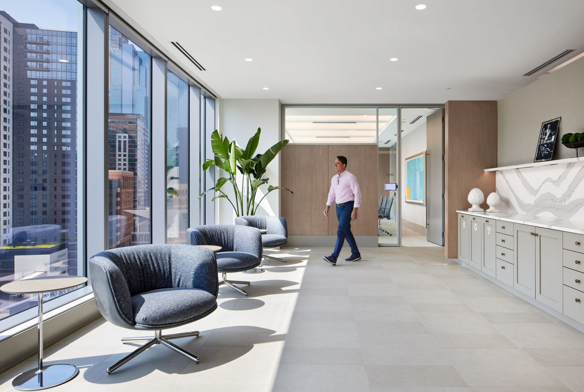 Creating Connection Through Space - Castlelake's New Minneapolis Office ...