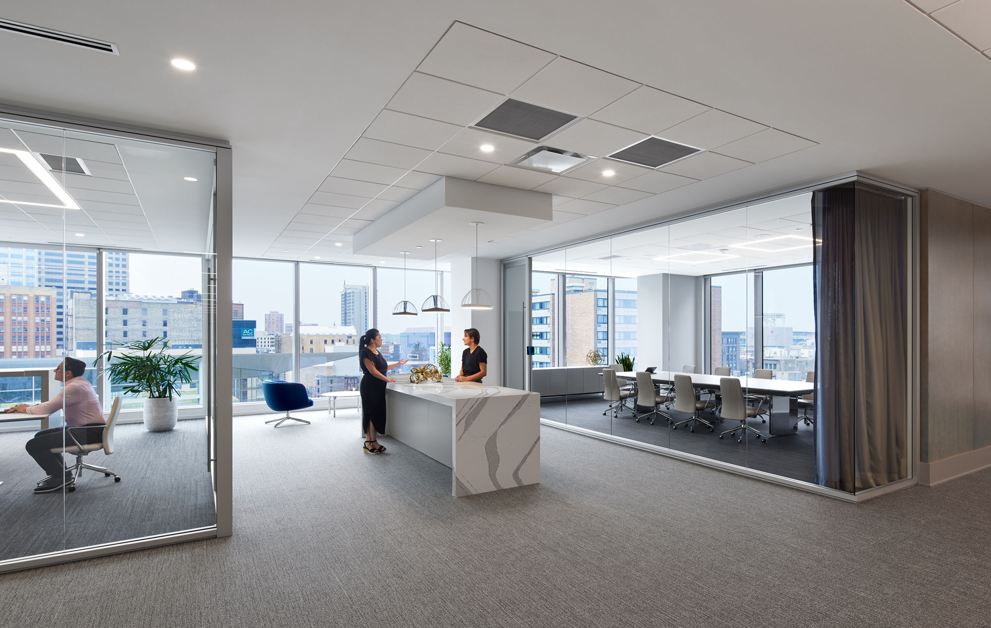 Creating Connection Through Space - Castlelake's New Minneapolis Office ...