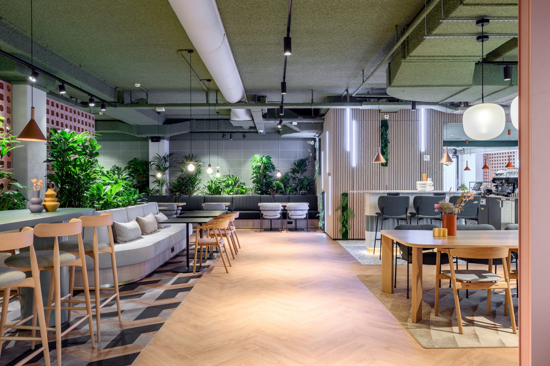 HNK Amsterdam Sloterdijk is the next generation crossover between hotel ...