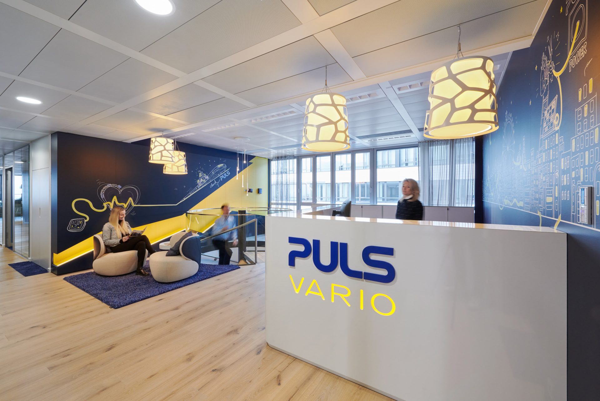 PULS Vario's Dynamic Work Environment by Evolution Design - Work Design ...
