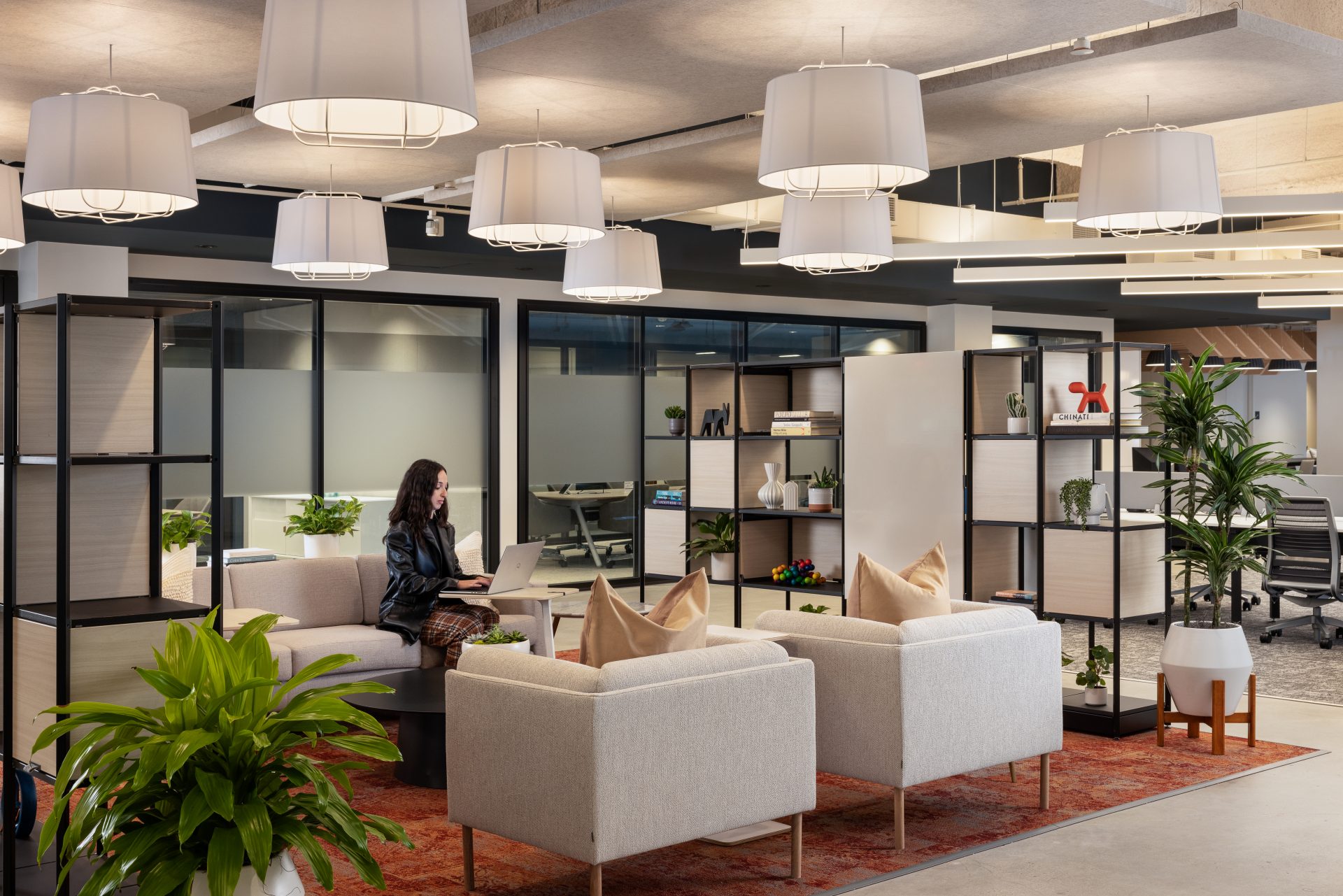 Two Cities are Better Than One - Tour Omnicom's Melville, NY Office ...