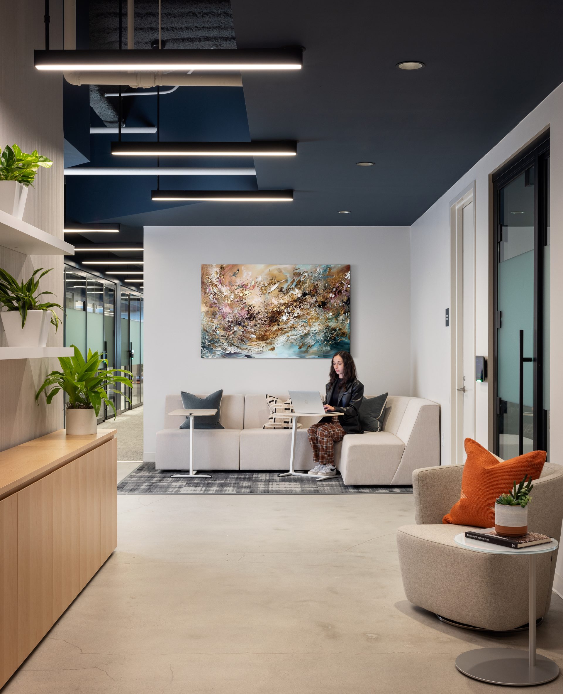 Two Cities are Better Than One - Tour Omnicom's Melville, NY Office ...