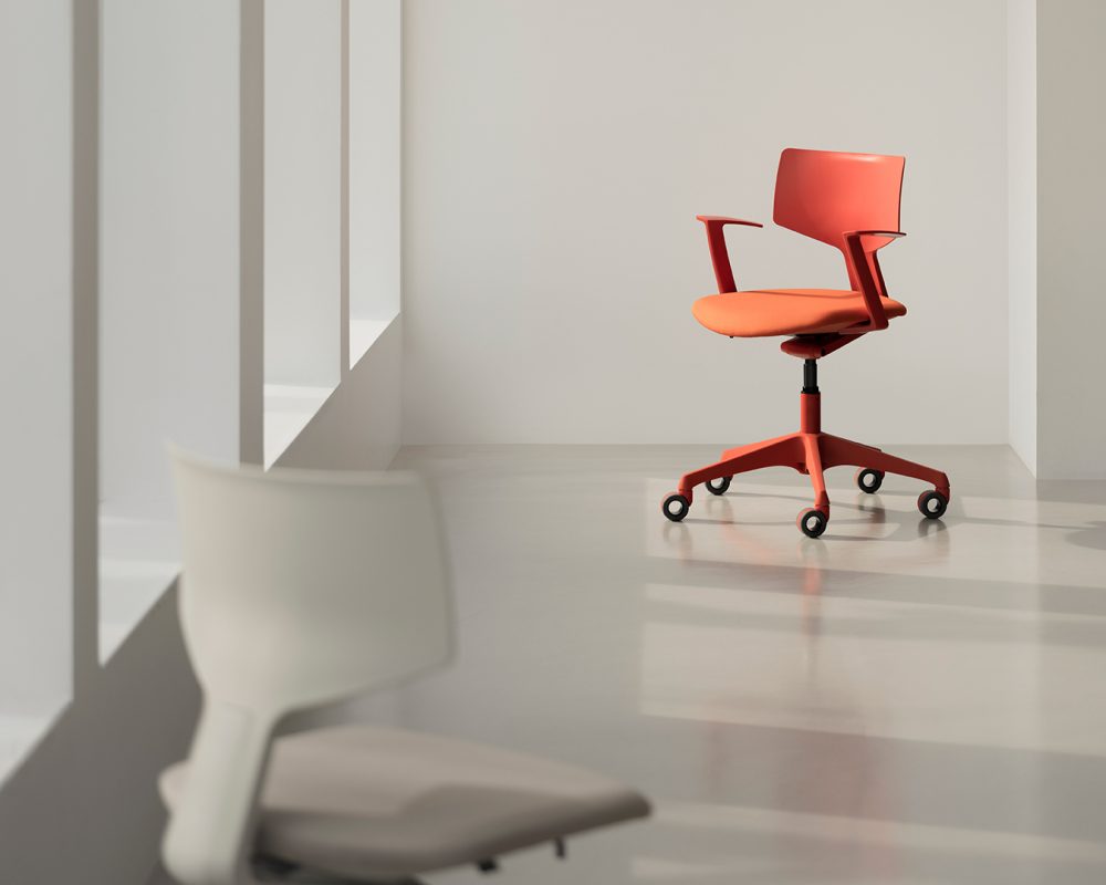 Chair of the Month Review: Specere by Okamura - Work Design Magazine