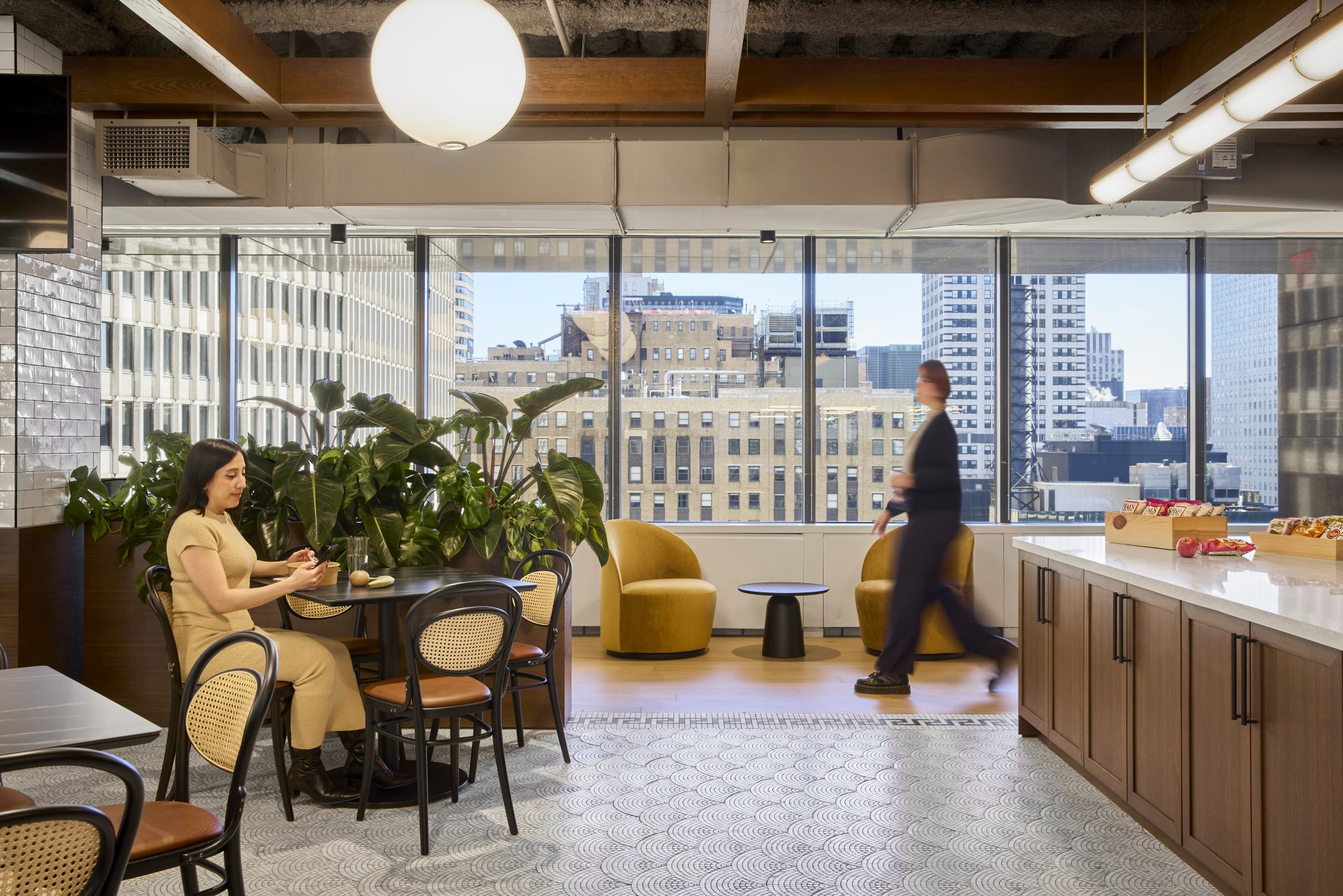 What Can the Workplace Learn from Airport Lounges? - Work Design Magazine