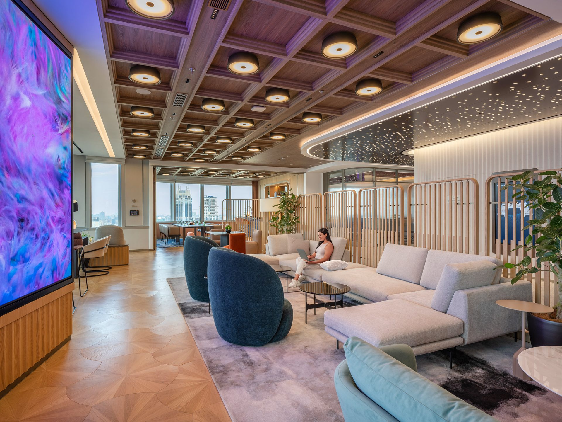 Newkirk Creative Transforms HKRI Taikoo Hui’s Sky Lobby into a LEED ...